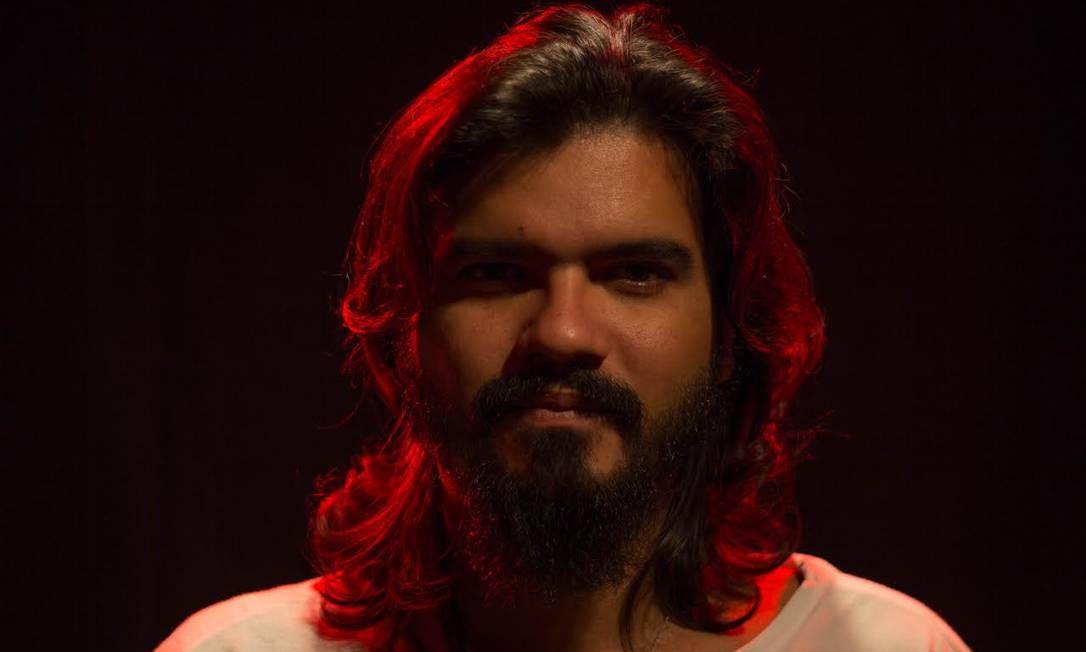 Raphael Costa lança primeiro single de disco produzido por Marcelo ...