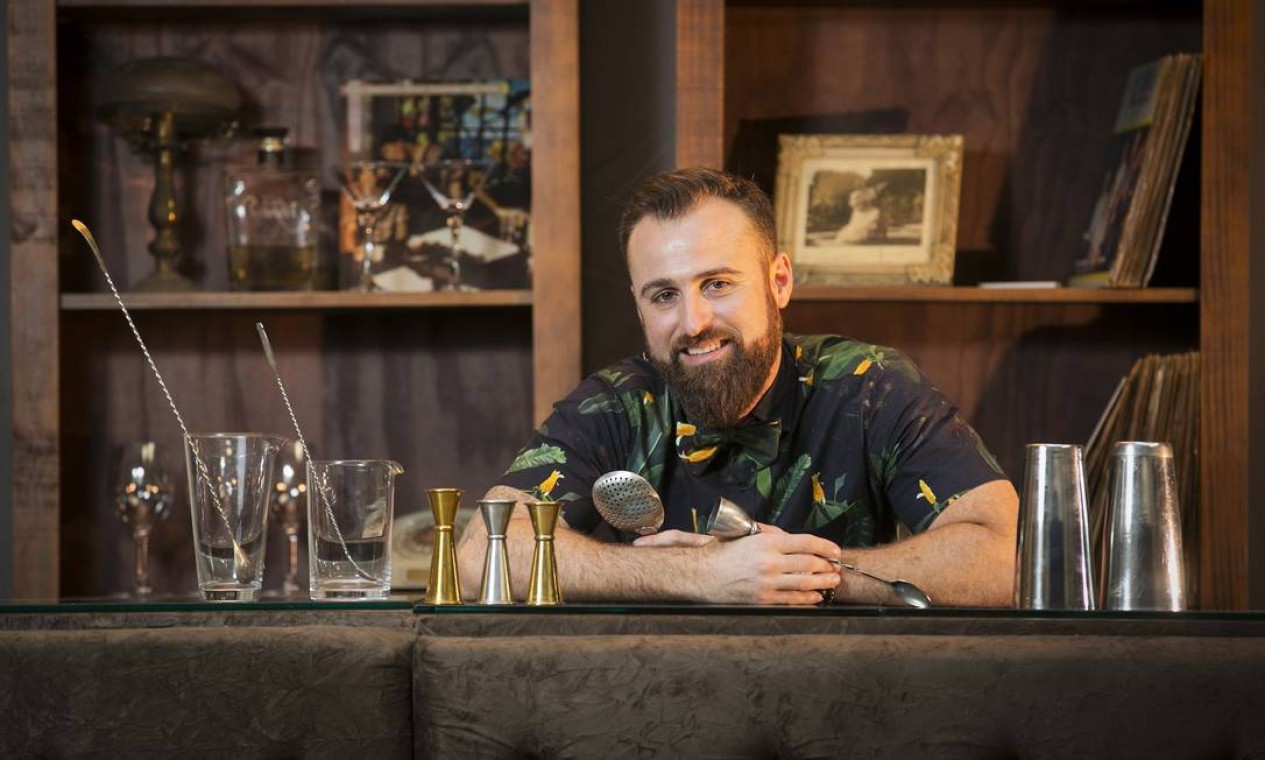 O barman é novo chef: alta coquetelaria conquista os brasileiros ...