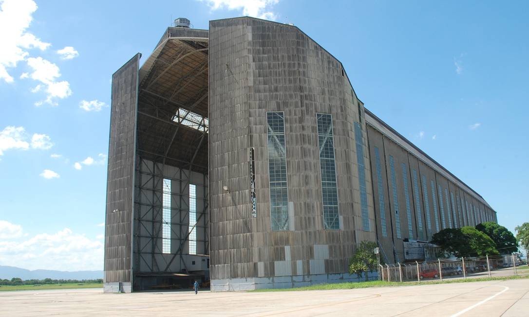 Hangar do Zeppelin faz 80 anos em grande forma - Jornal O Globo