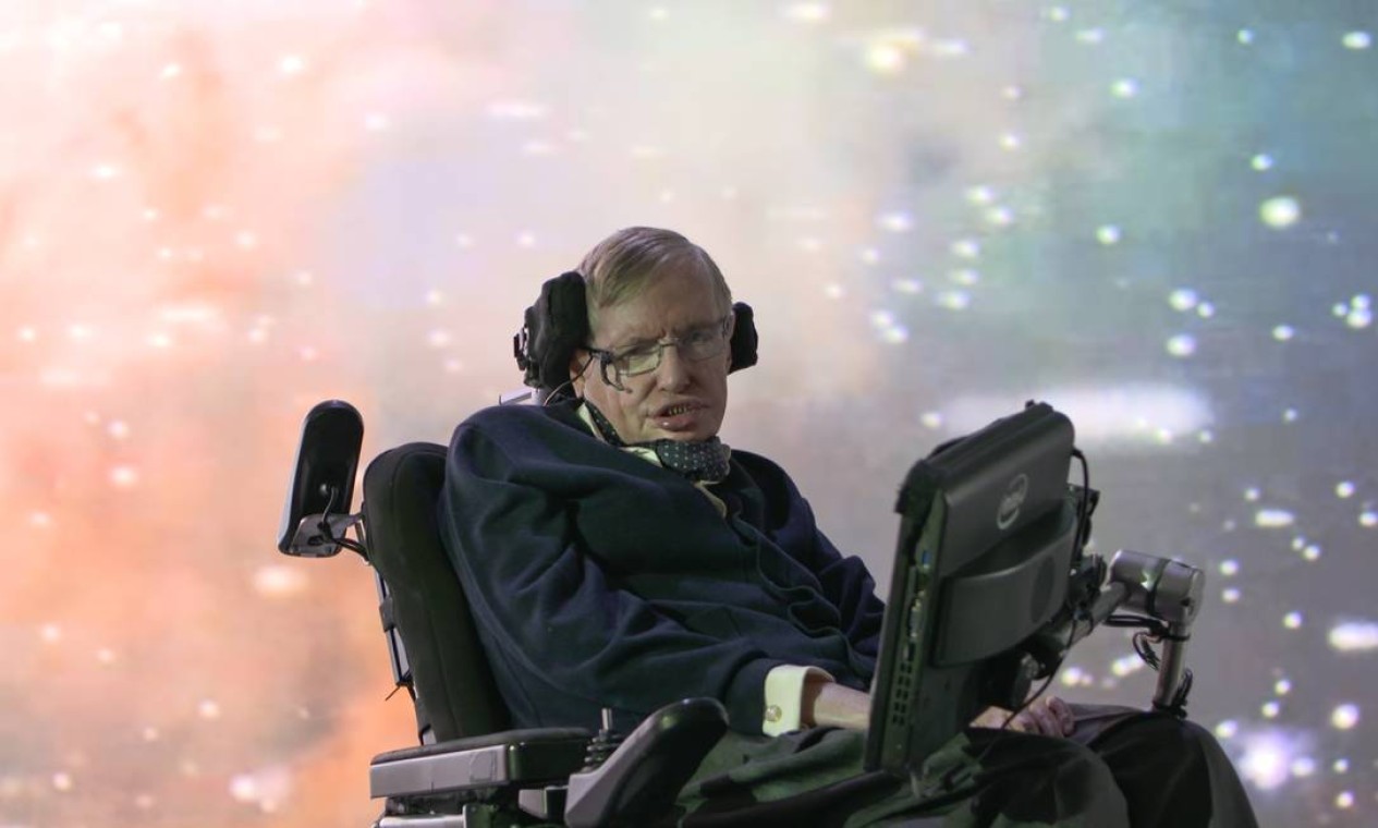 'Vamos precisar deixar a Terra em 100 anos', diz Stephen Hawking ...