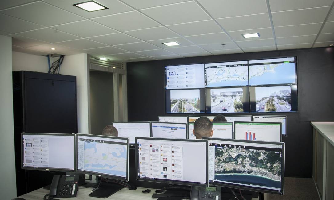 Central de monitoramento criado por empresários da Barra começa a ...