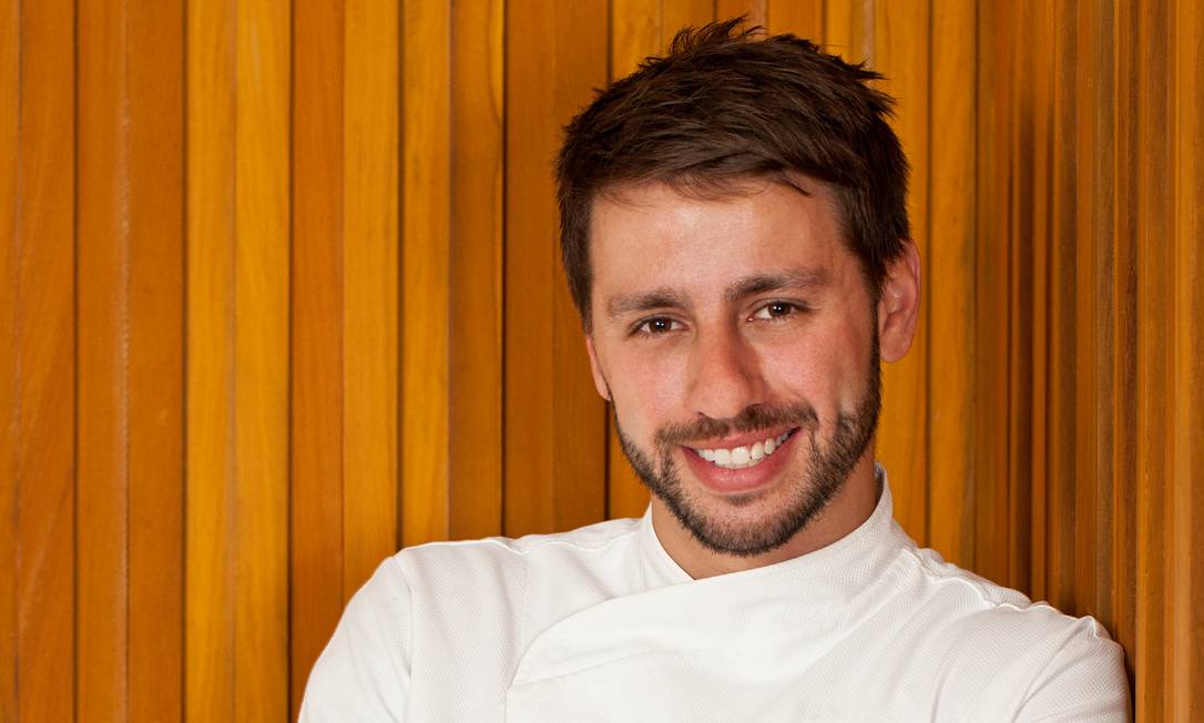 Aprenda a fazer um cheesecake em clima natalino - Jornal O Globo