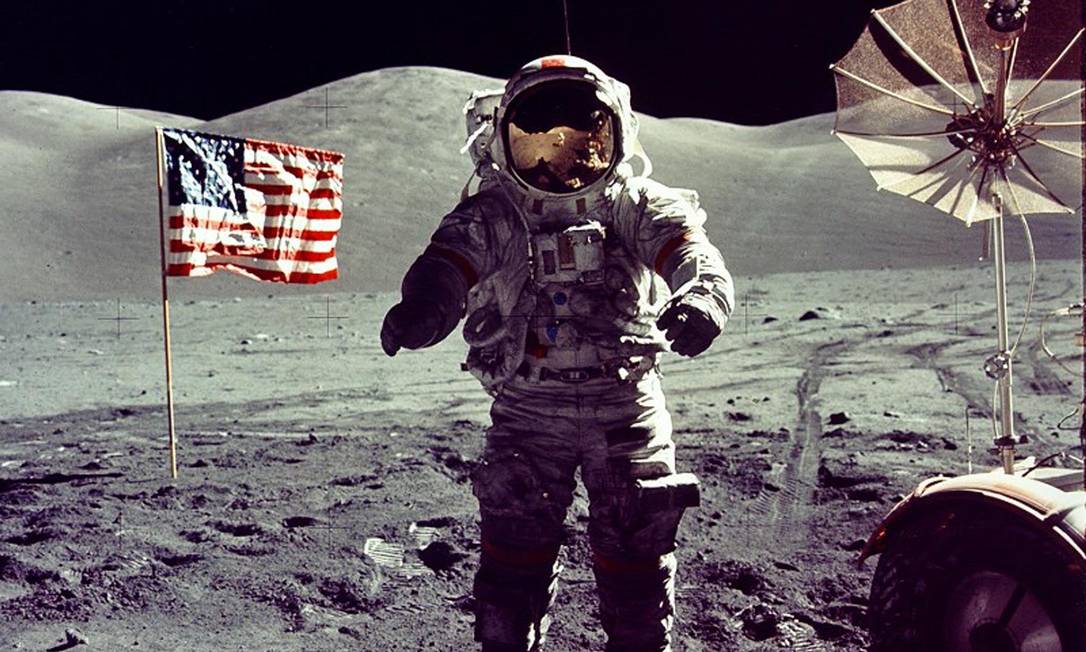 Eugene Cernan, último homem a pisar na Lua, morre aos 82 anos - Jornal ...