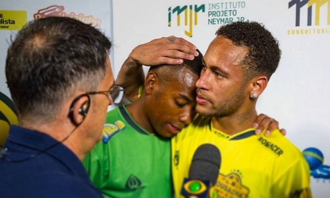 Neymar homenageia aniversariante Robinho: 'Será sempre meu ídolo ...