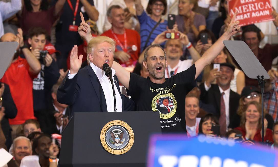 Em comício, Trump retoma tom de campanha - Jornal O Globo