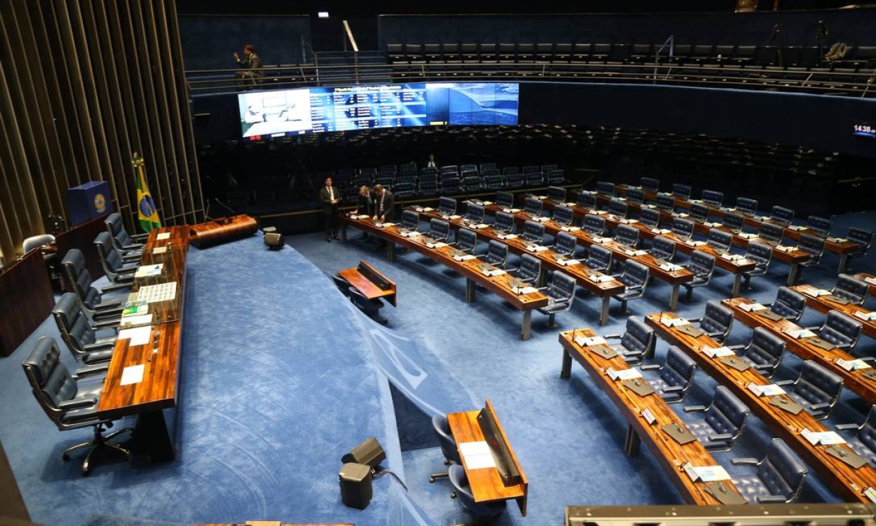 Após aprovação de Moraes, Senado entra no ritmo do carnaval - Jornal O ...