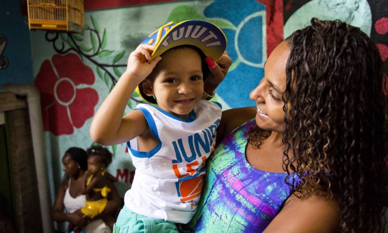 Conheça a comunidade do Tuiuti - Jornal O Globo