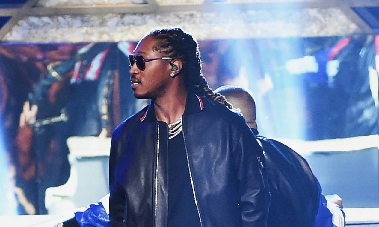 Future faz história ao liderar paradas com dois álbuns inéditos em ...