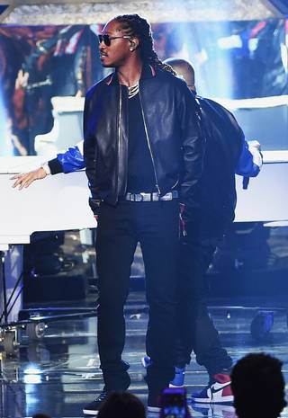 Future faz história ao liderar paradas com dois álbuns inéditos em ...