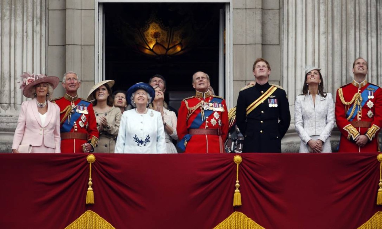 Conheça as oito palavras que a família real britânica nunca pronuncia ...