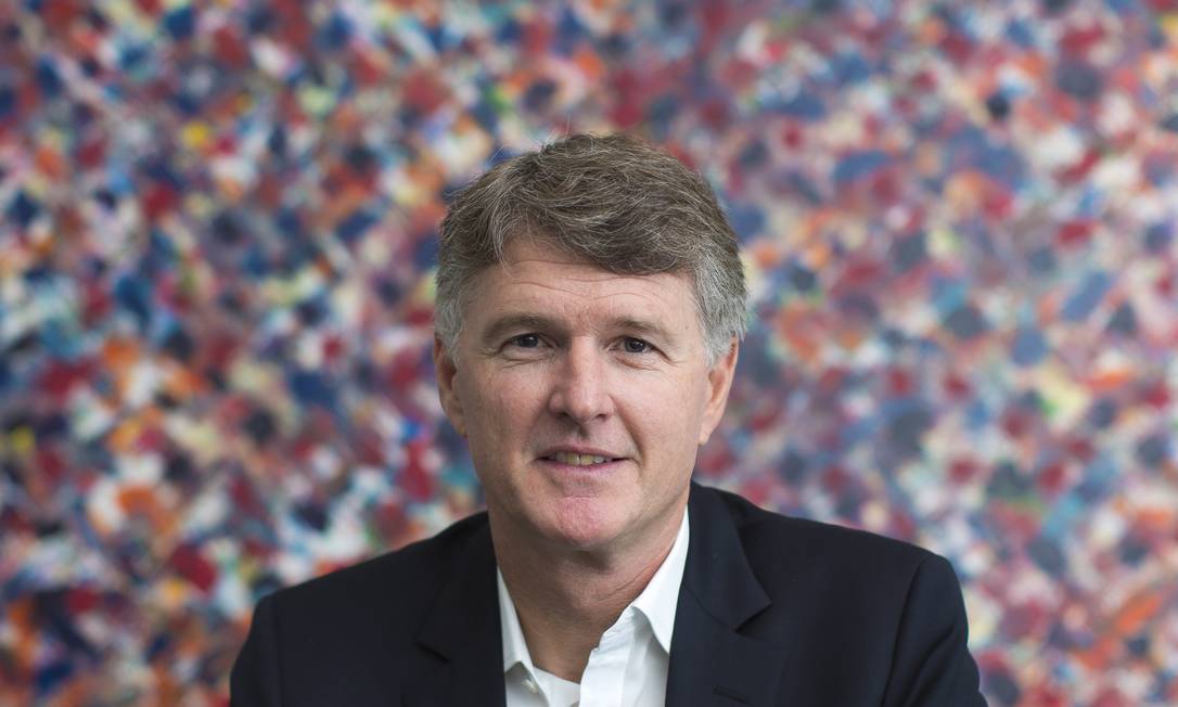 CEO da HarperCollins defende menos algoritmos e mais pessoas vendendo ...