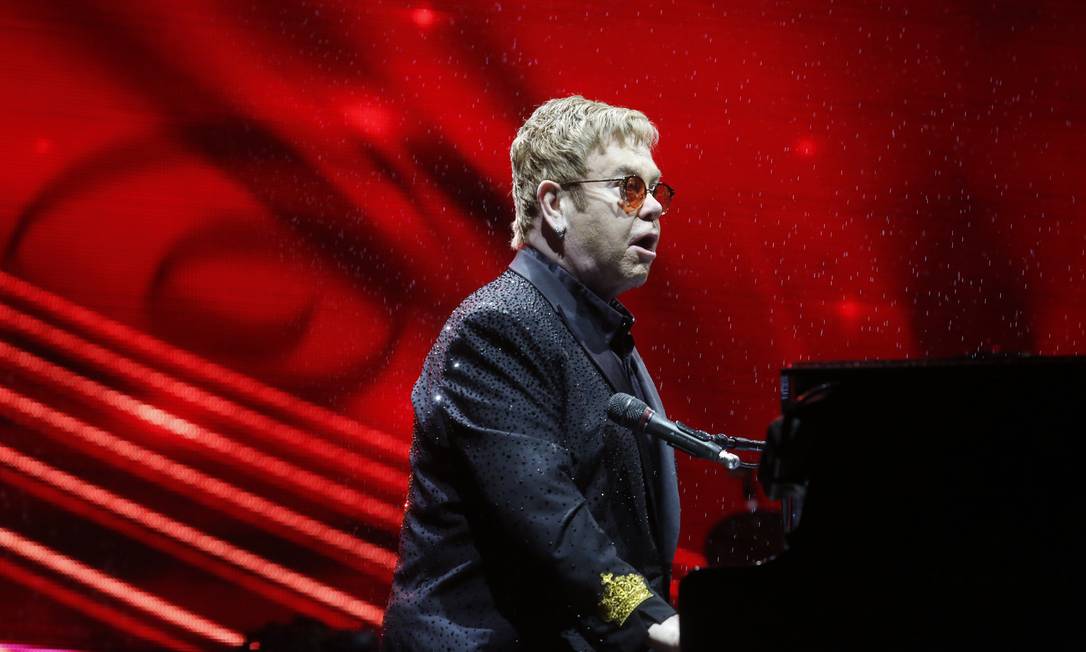 Elton John conta sua vida maravilhosa (e louca) na autobiografia 'Eu ...