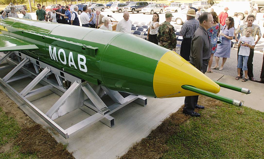 Conheça a 'Mãe de todas as bombas' usada pelos EUA no Afeganistão ...