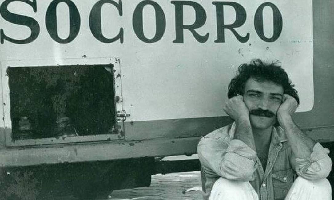 Artigo: 'Parem os sinos, o poeta Belchior morreu', por Miguel de ...