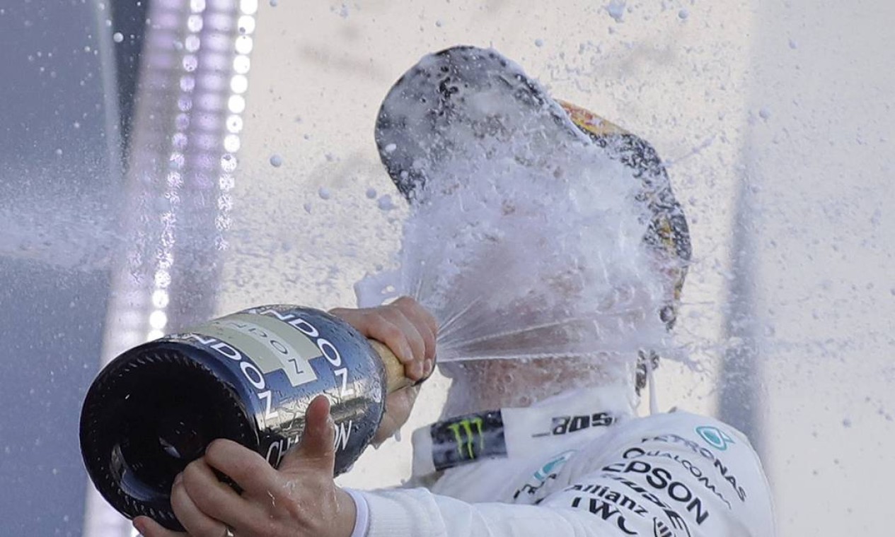 Bottas vence a primeira corrida da carreira no GP da Rússia - Jornal O ...