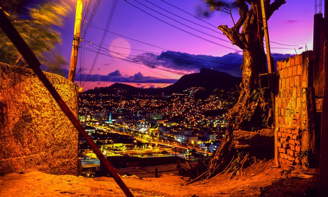 Morro da Providência ganha exposição que conta 120 anos de história em ...