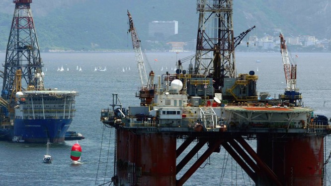 Para ampliar arrecadação, governo quer leiloar sobra de petróleo do pré ...