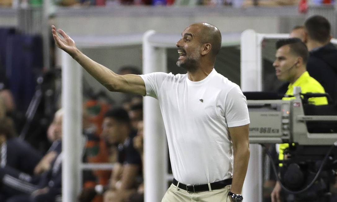 Guardiola fica maravilhado com meia de 17 anos do City: ‘Ele é especial ...