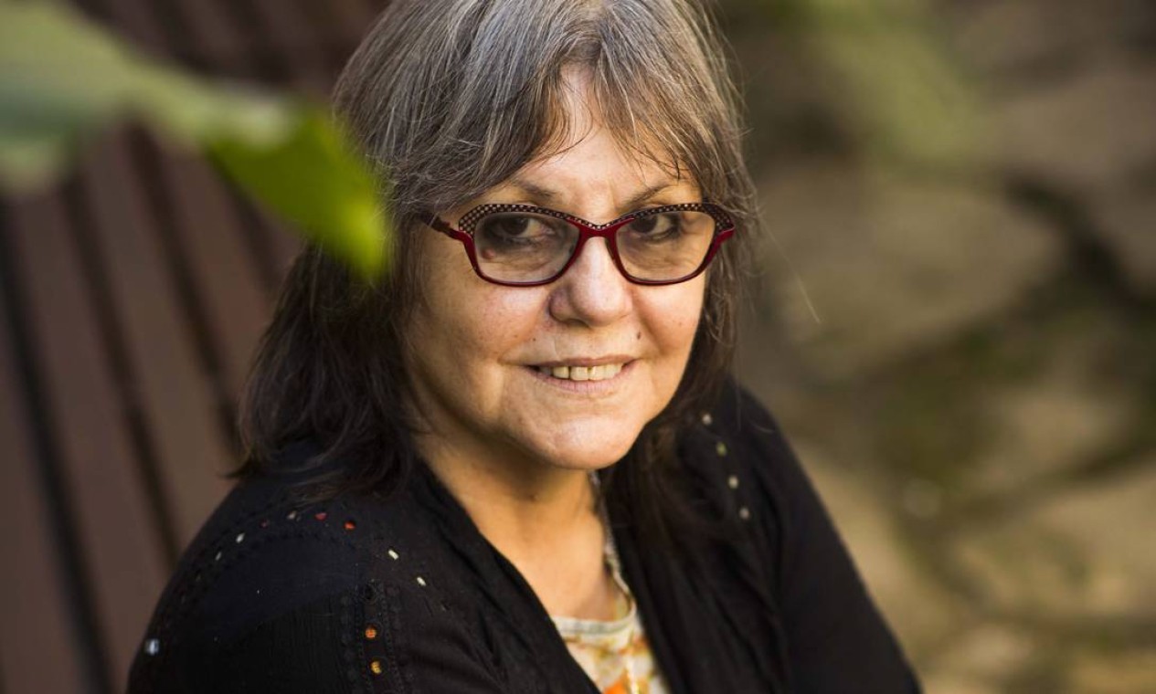 'Como autora, sou prescindível. Basta o que está nos livros', diz ...