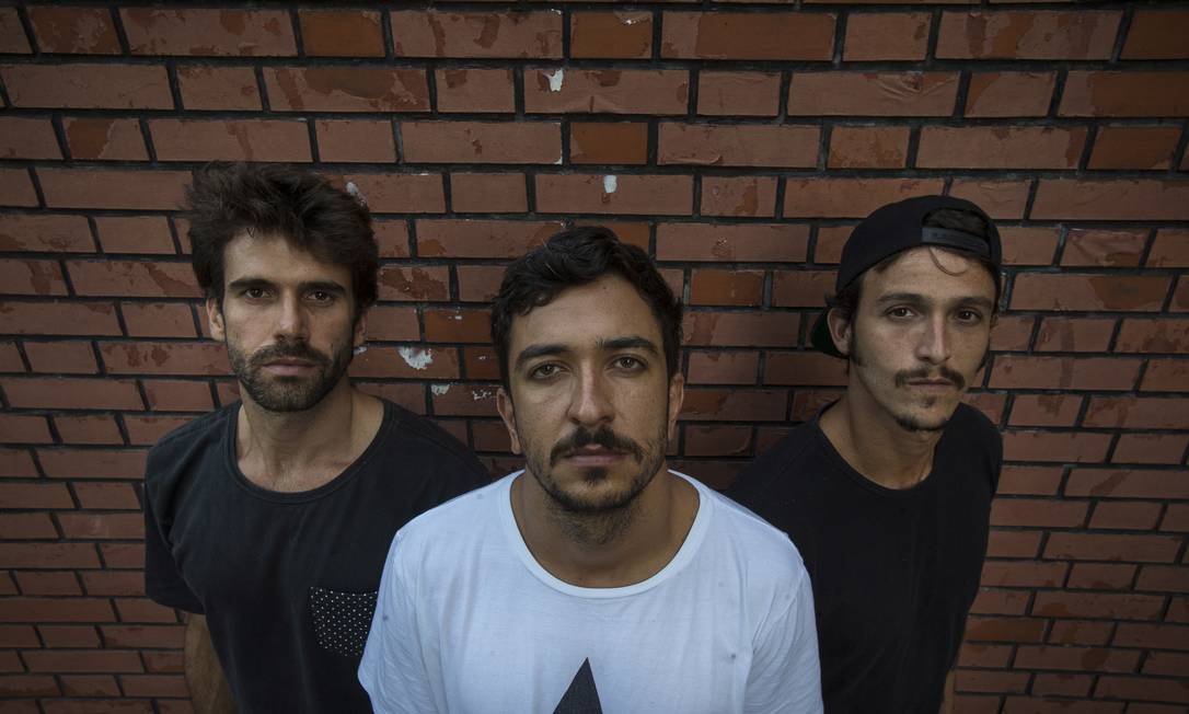 Em turnê com o segundo álbum, Braza fala sobre o Forfun e novo baixista ...