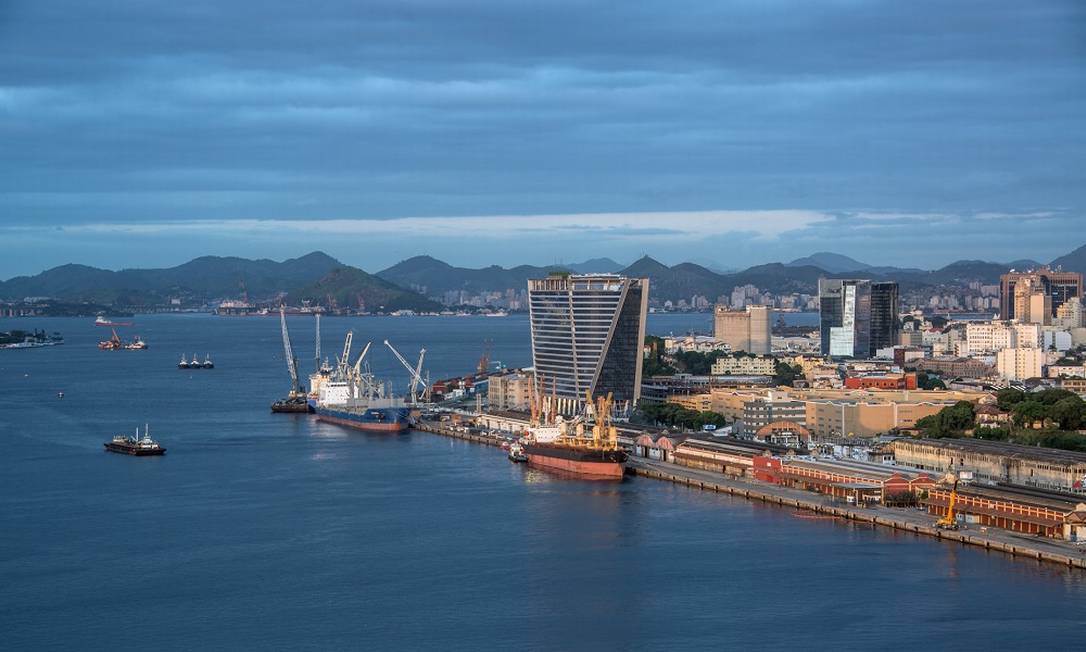 Porto do Rio recebe autorização da Marinha para operar com navios de ...