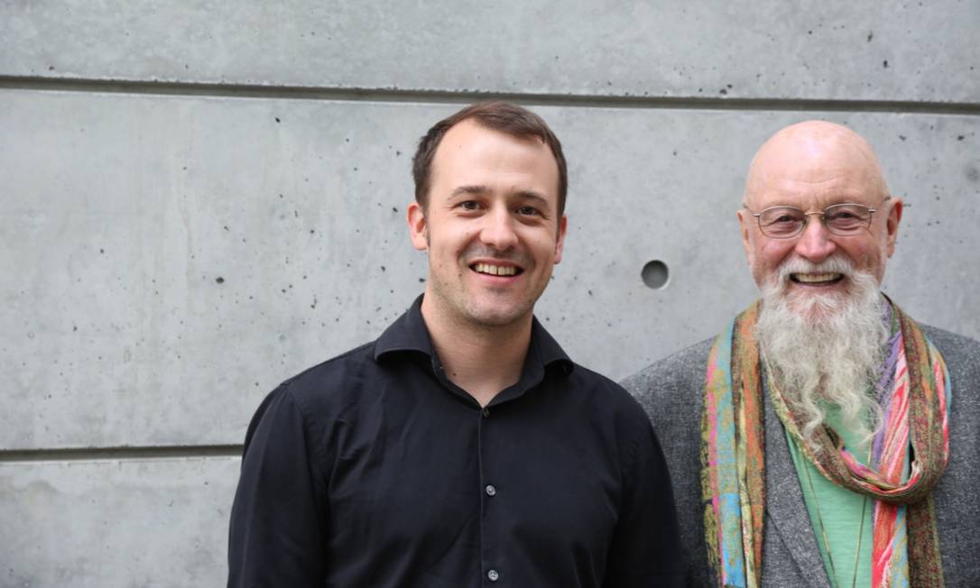 Terry Riley: um mestre do minimalismo, pioneiro da música eletrônica ...