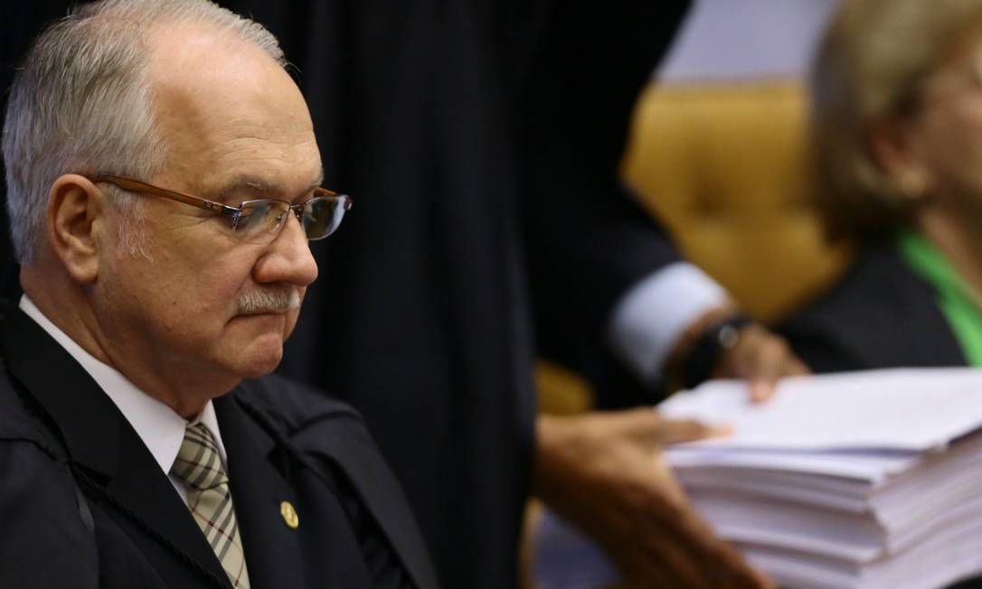 Fachin aguardará decisão do STF para enviar denúncia contra Temer à ...