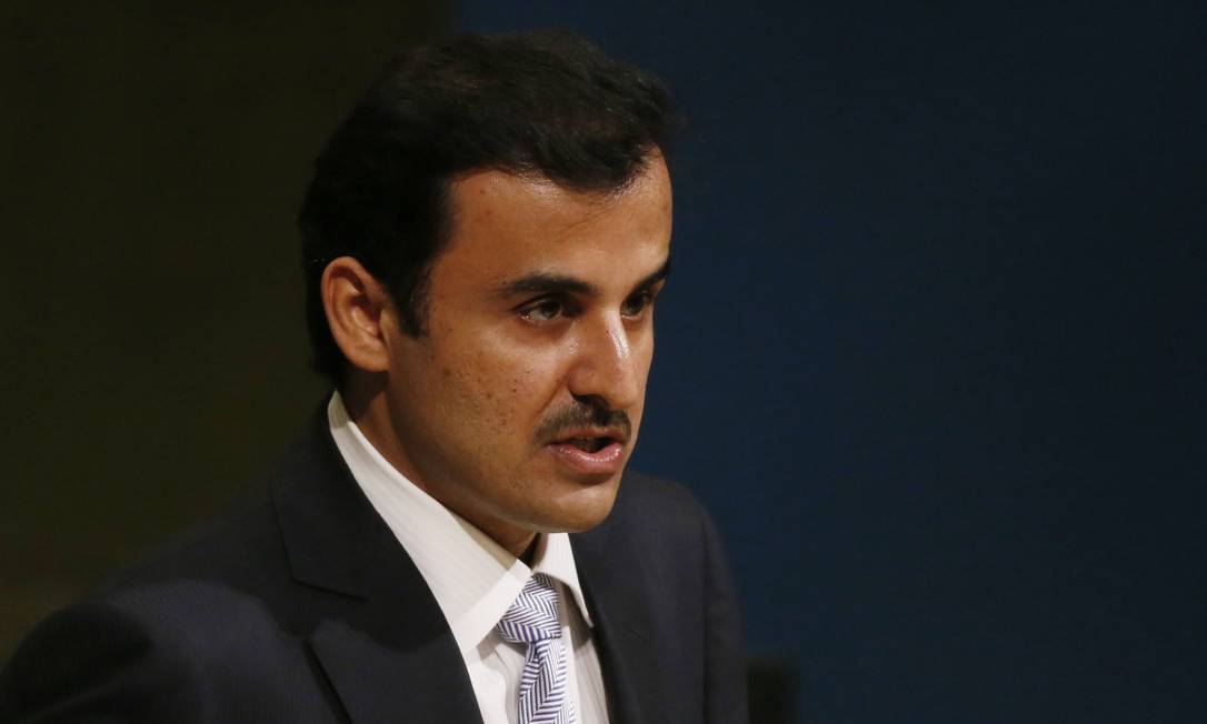 Emir do Qatar renova pedido de diálogo sobre crise diplomática no Golfo ...
