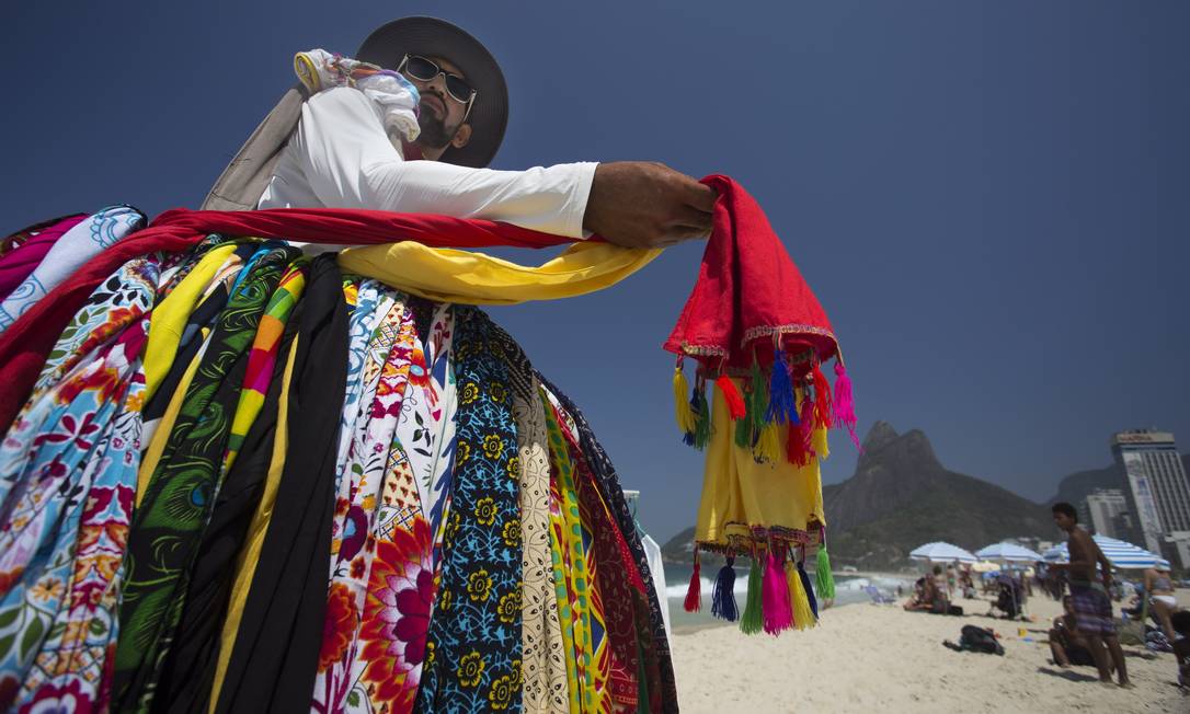 Enfeite em cangas e saídas de praia serão tendências na orla neste ...