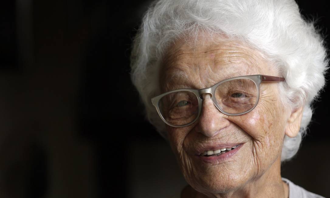 Aos 93 anos, Nora Rónai prepara segundo volume de sua biografia ...