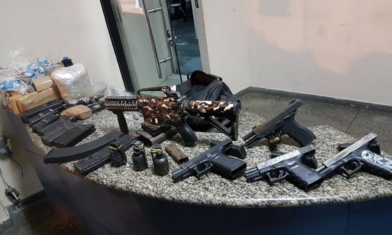 Cinco suspeitos são mortos em operação do Bope no Morro São Carlos ...