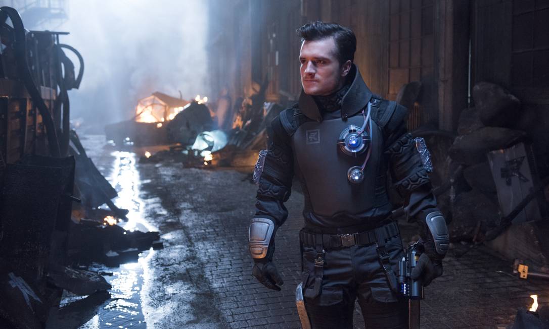 Seth Rogen produz ‘Future Man’, série estrelada por Josh Hutcherson que estreia no Brasil ...