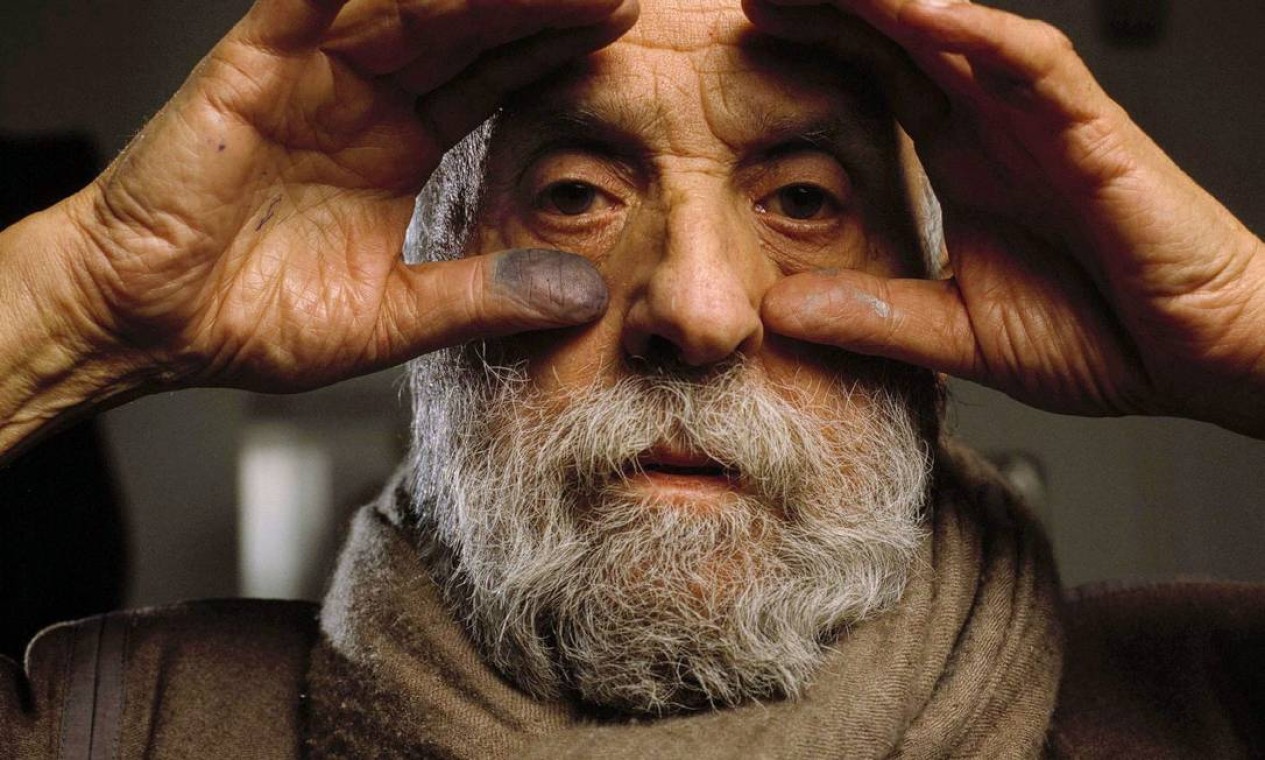 César, maior escultor de sua geração, ganha retrospectiva - Jornal O Globo