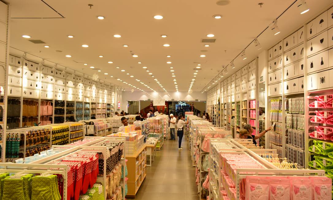 Japonesa Miniso chega ao Rio em janeiro e planeja abrir cem lojas no ...