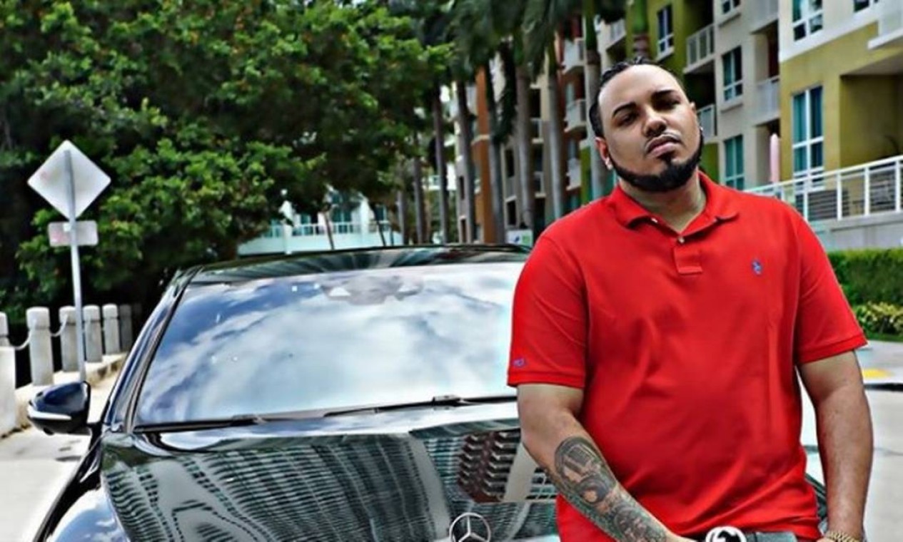 Rapper autor de música sobre vender drogas é condenado por... tráfico ...