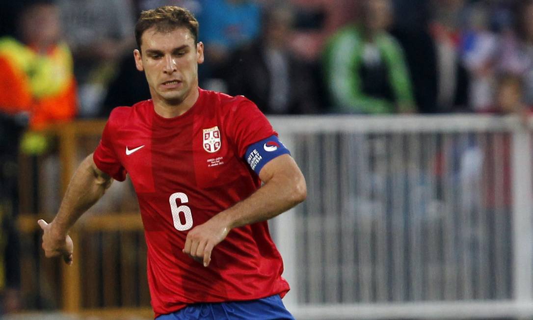 Ivanovic, um tanque sérvio no caminho da seleção na Copa - Jornal O Globo