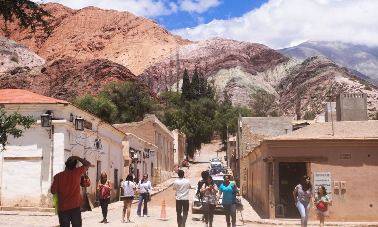 Jujuy tem montanhas coloridas, deserto de sal e vila histórica - Jornal ...