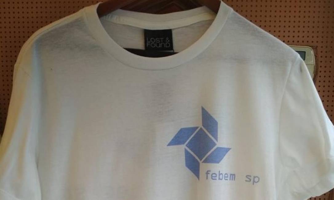 Grife causa revolta ao vender blusa com logo da Febem, em SP - Jornal O ...