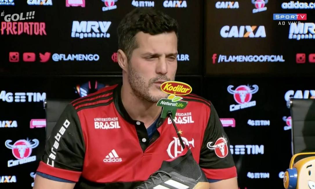 Flamengo espera regularizar Julio Cesar para finais da Taça Guanabara ...