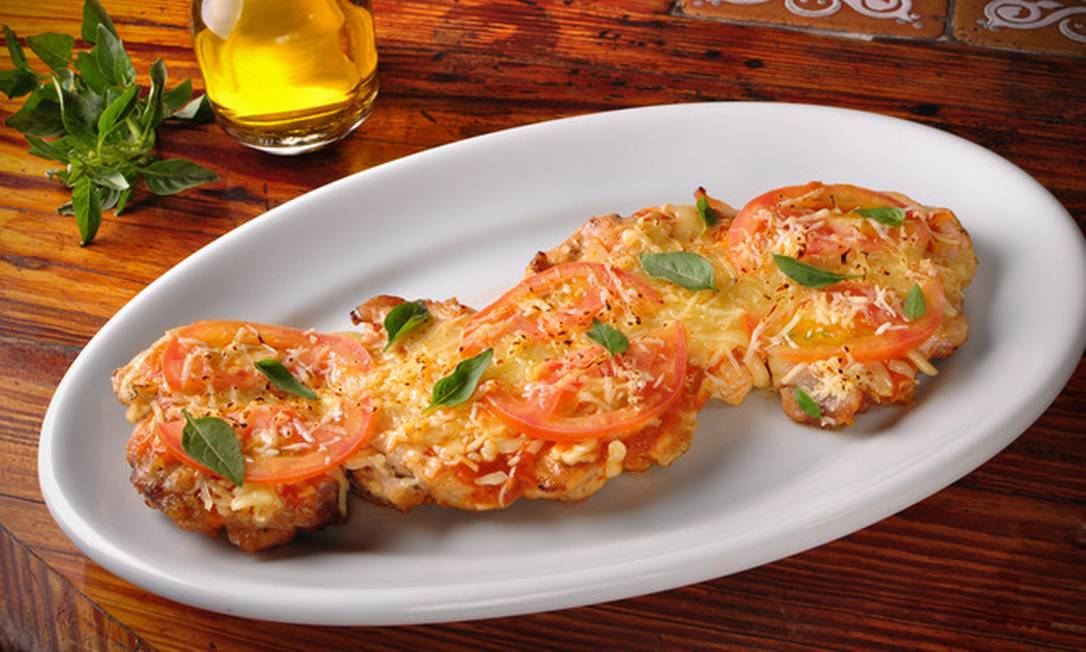 Um roteiro com pratos em que o tomate é a estrela - Jornal O Globo