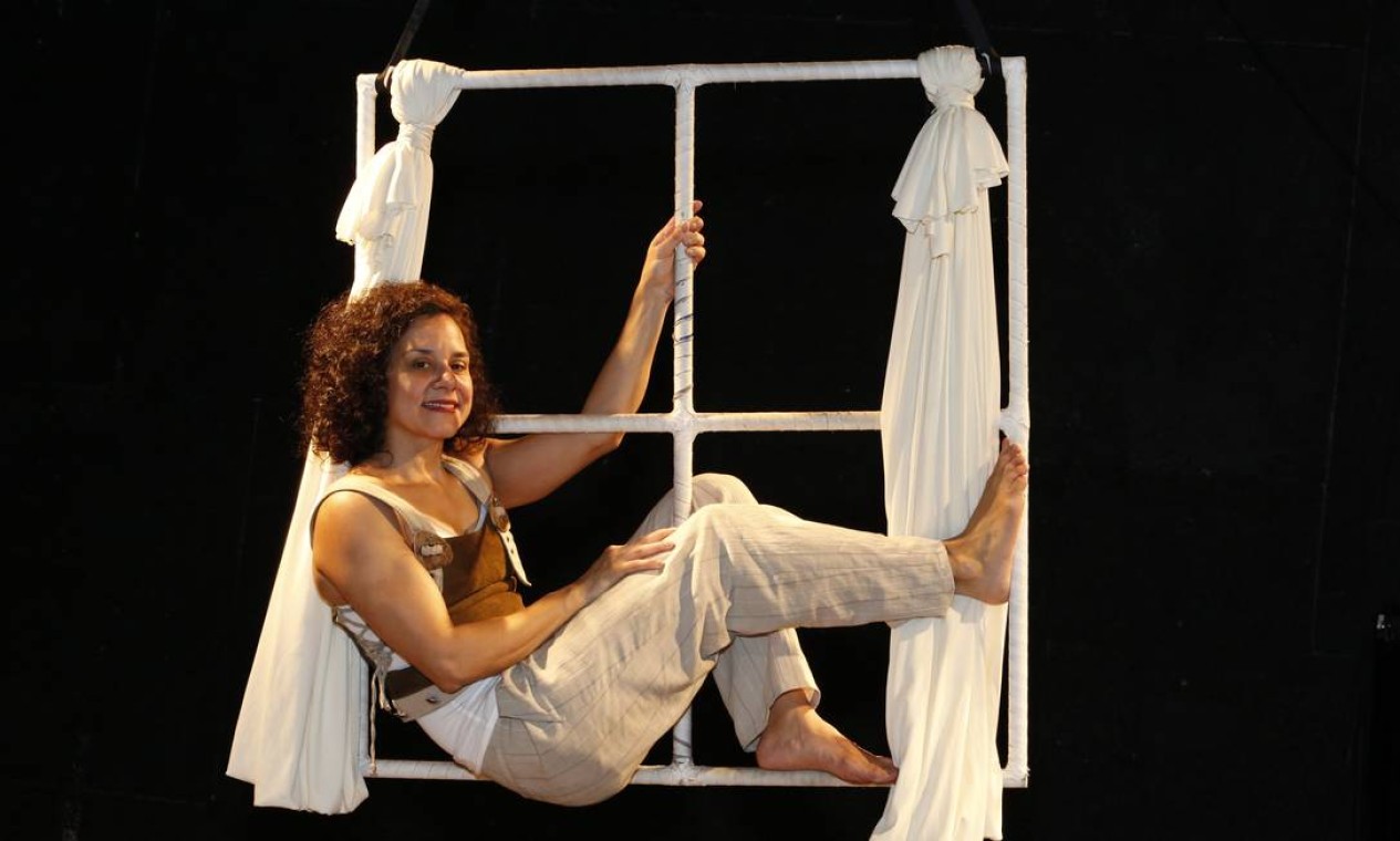 Marta Chaves Melo, atriz: "Nós pertencemos a todos os lugares" - Jornal ...