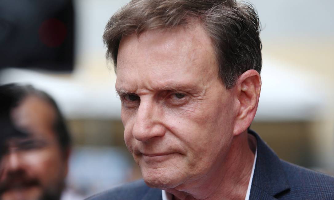 Crivella defende Grande Rio no Grupo Especial: Baixada não pode ficar ...