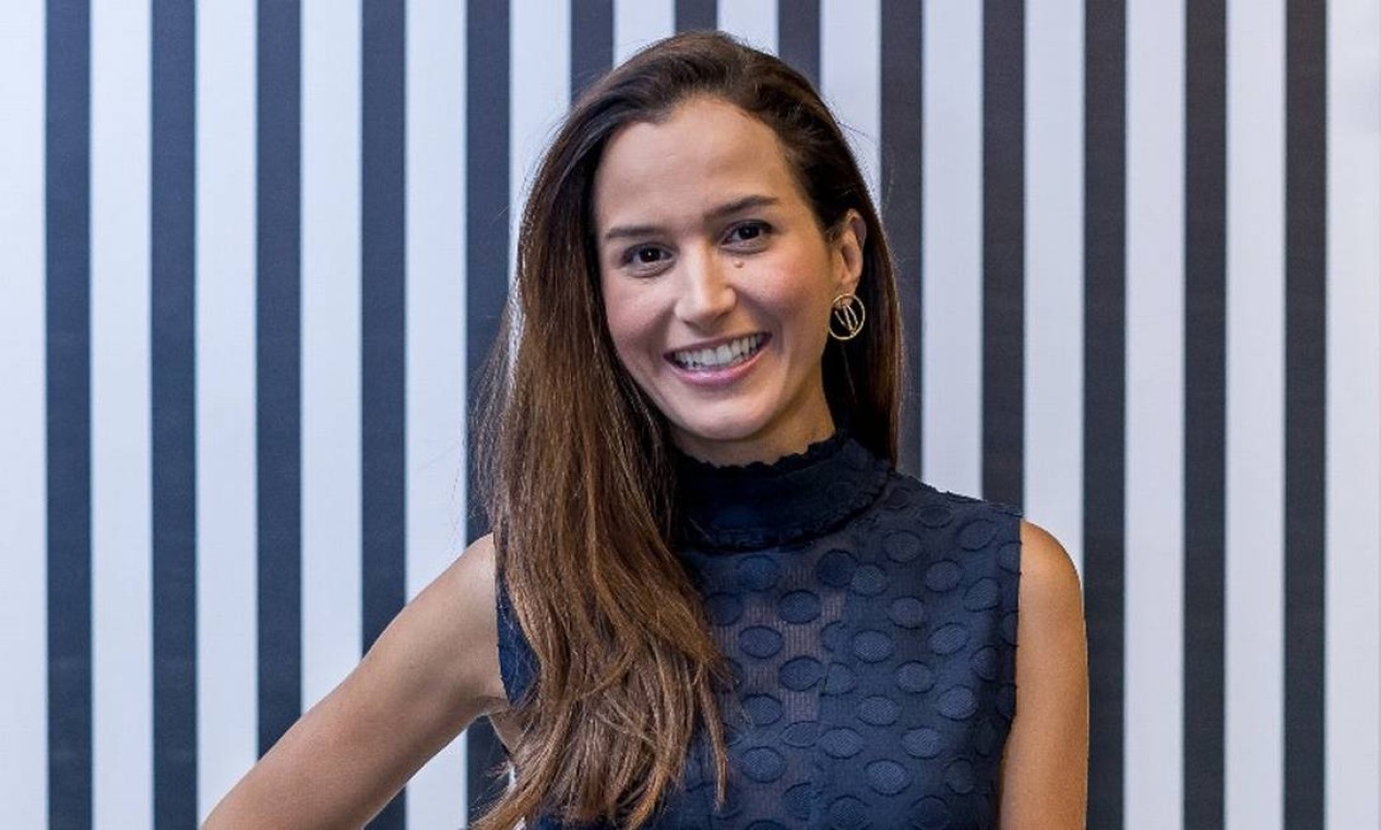 Confira as personalidades que prestigiaram exposição no Rio Design ...