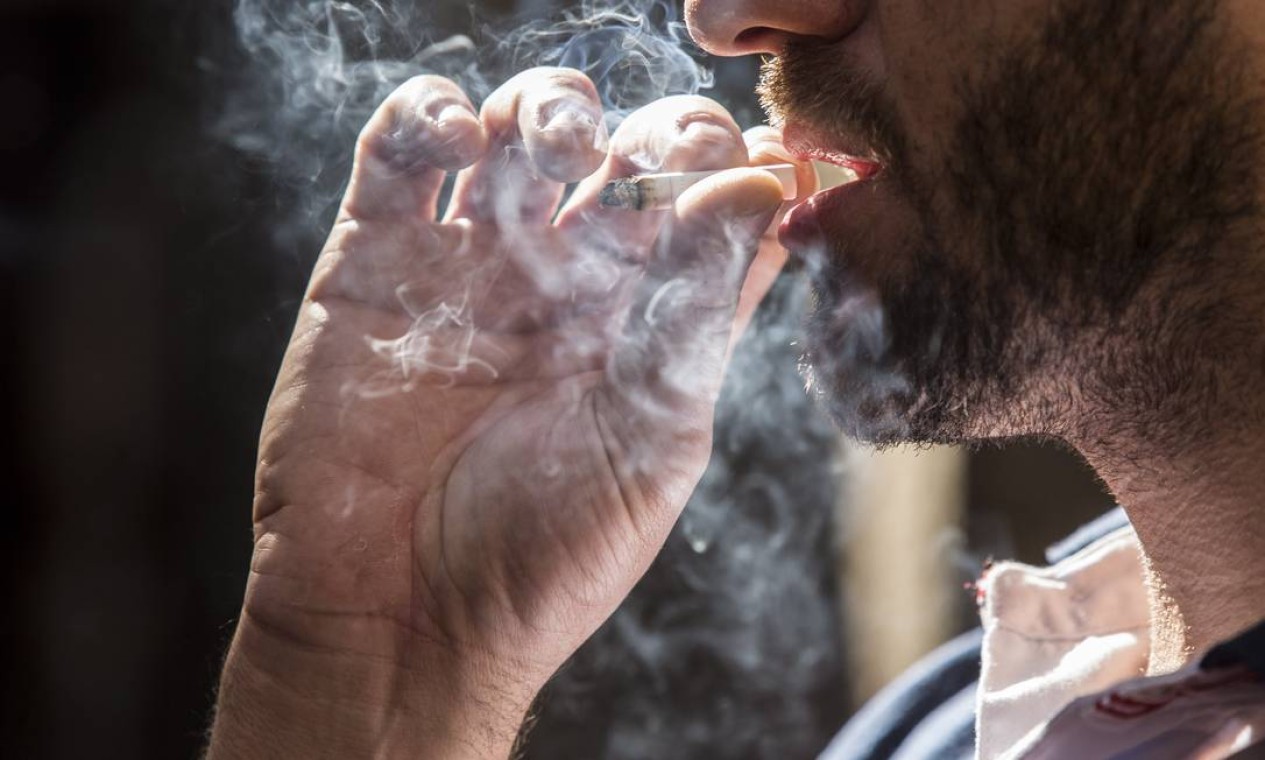 No Brasil, 30% dos fumantes não foram a sequer um serviço médico no ...