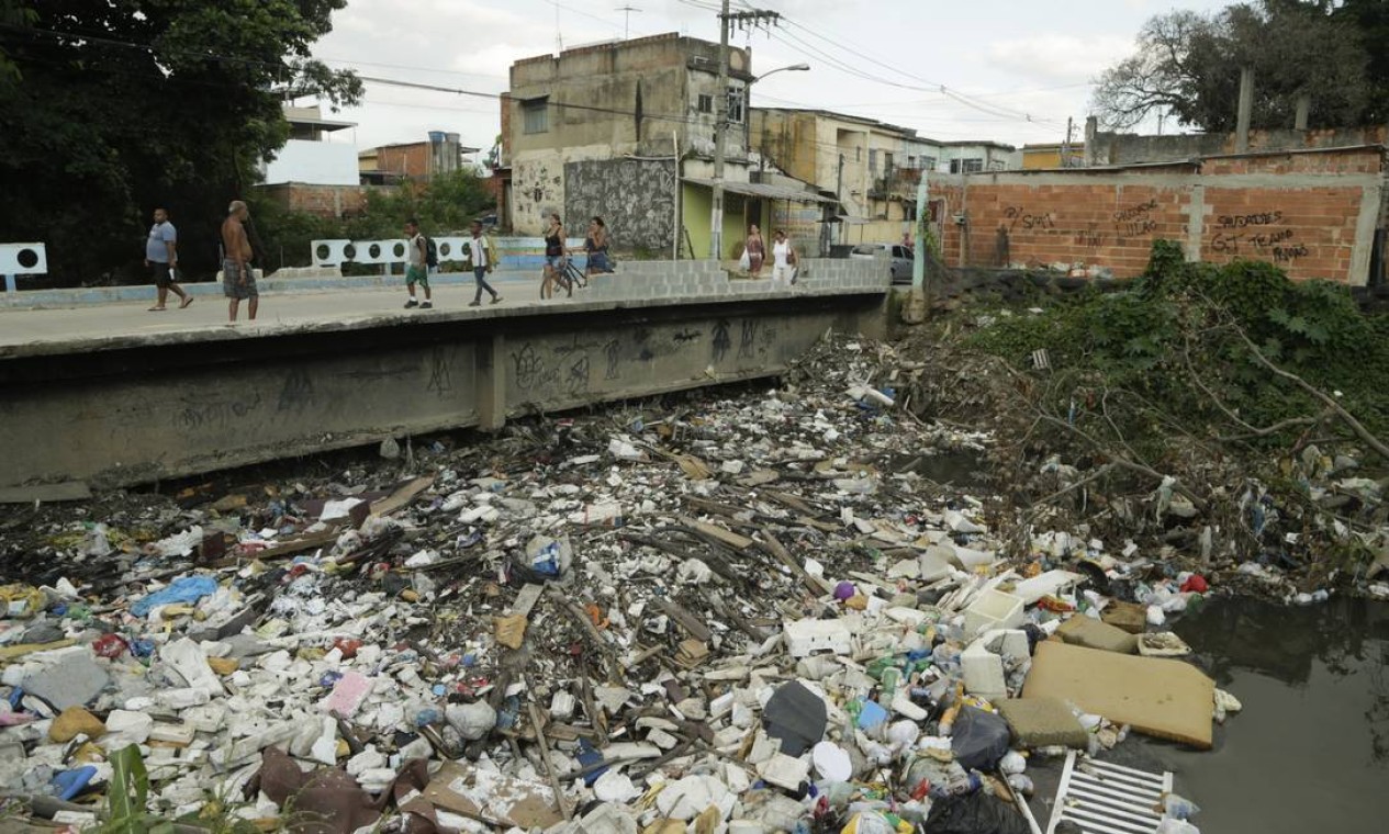 Poluição impede que Rio use metade do volume de água de seus principais ...