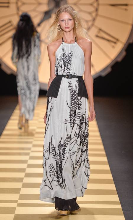 Preview: Isabela Capeto fará exposição no Veste Rio com looks icônicos ...