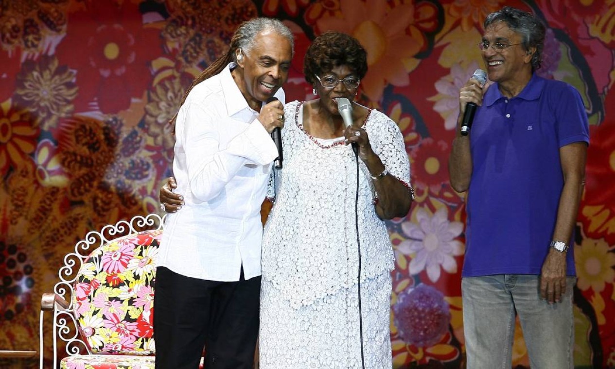 A carreira de Dona Ivone Lara em imagens - Jornal O Globo