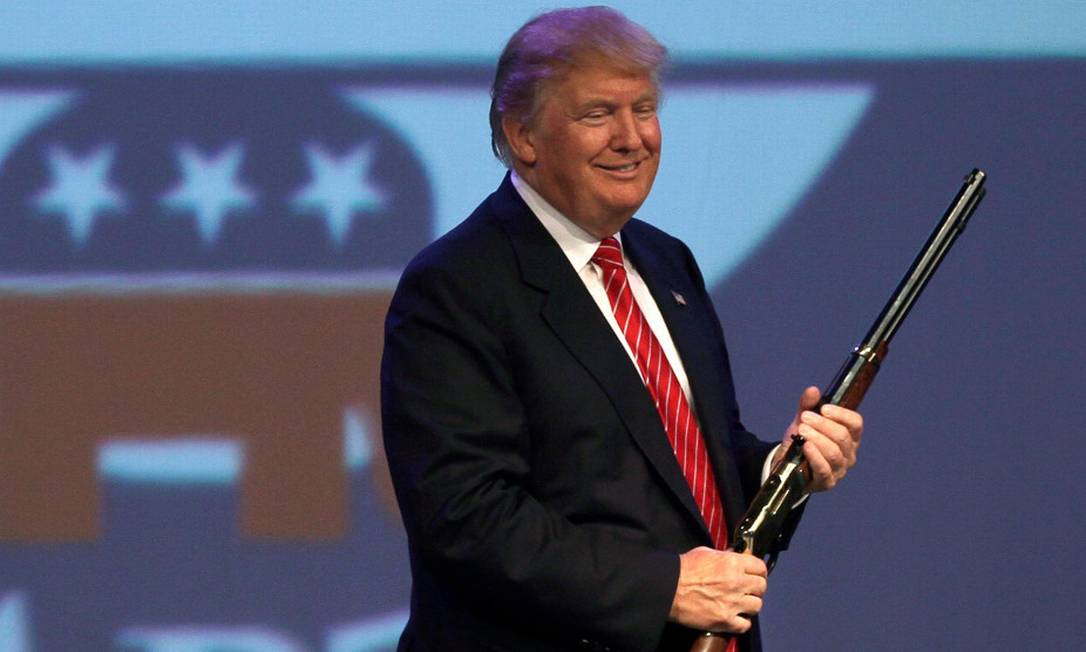 Trump lança reforma para impulsionar venda de armas dos EUA no exterior ...