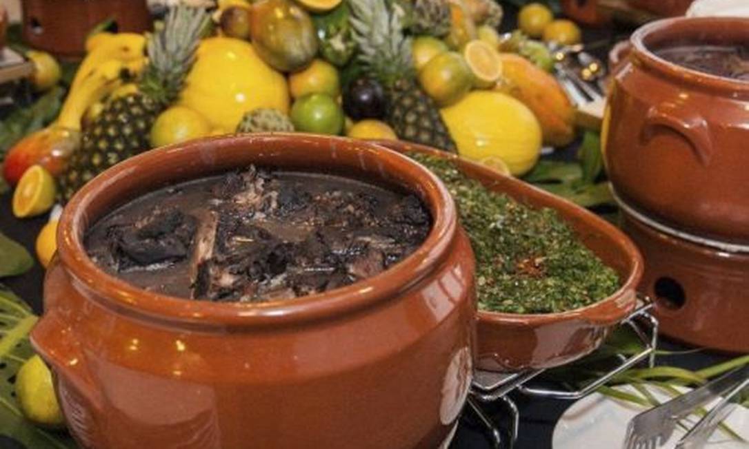 Feijoada, prato preferido de São Jorge ganha destaque nos cardápios ...