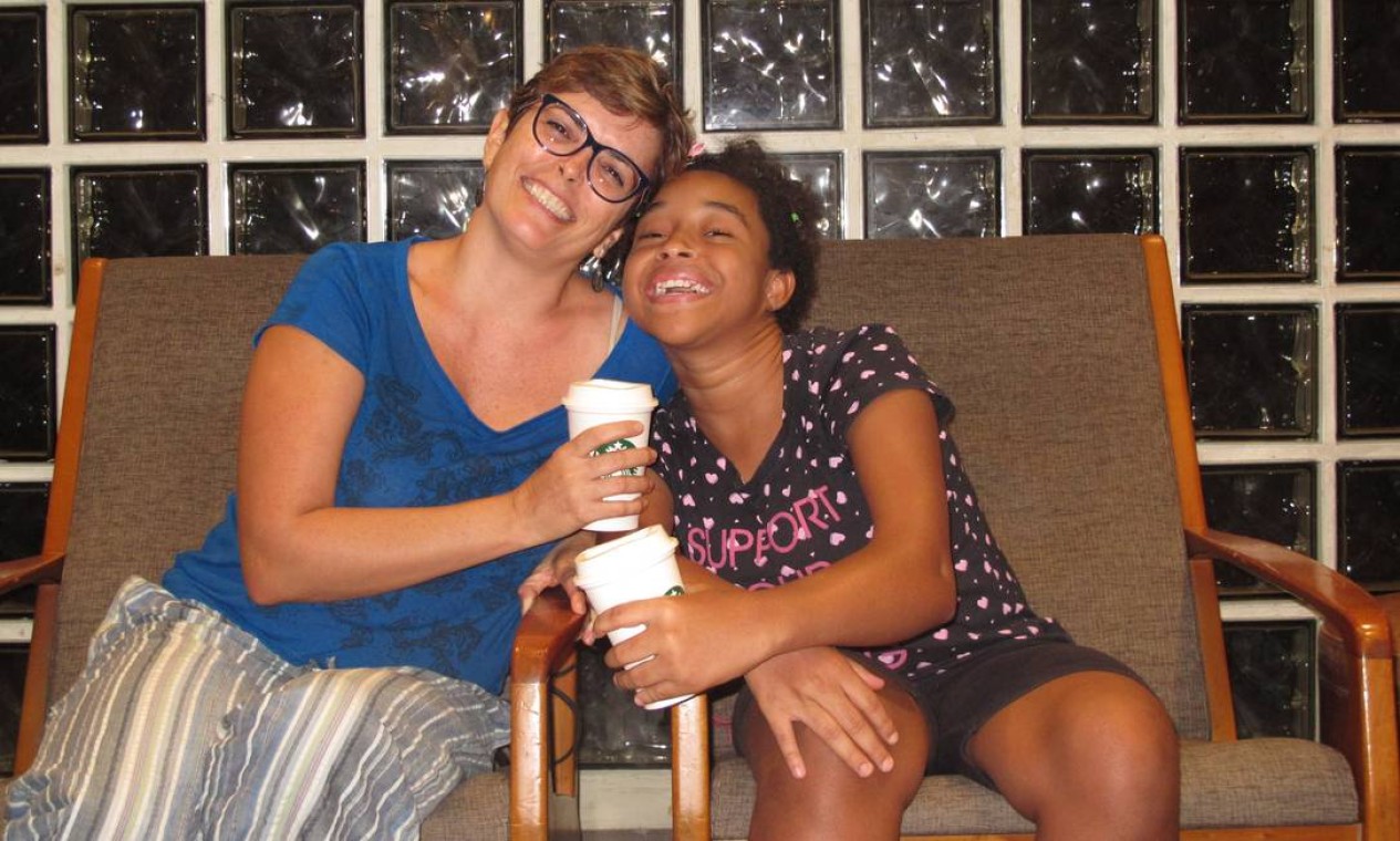 Dois cafés e a conta com Paula Ribeiro e Maria Luiza - Jornal O Globo